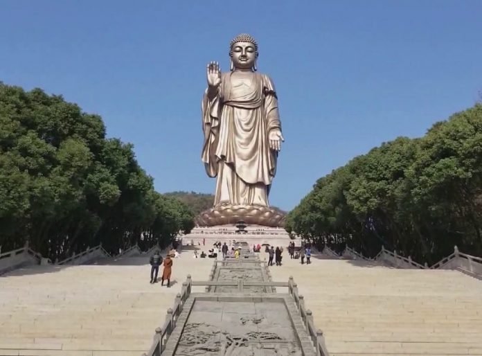 10 Largest Statues In The World